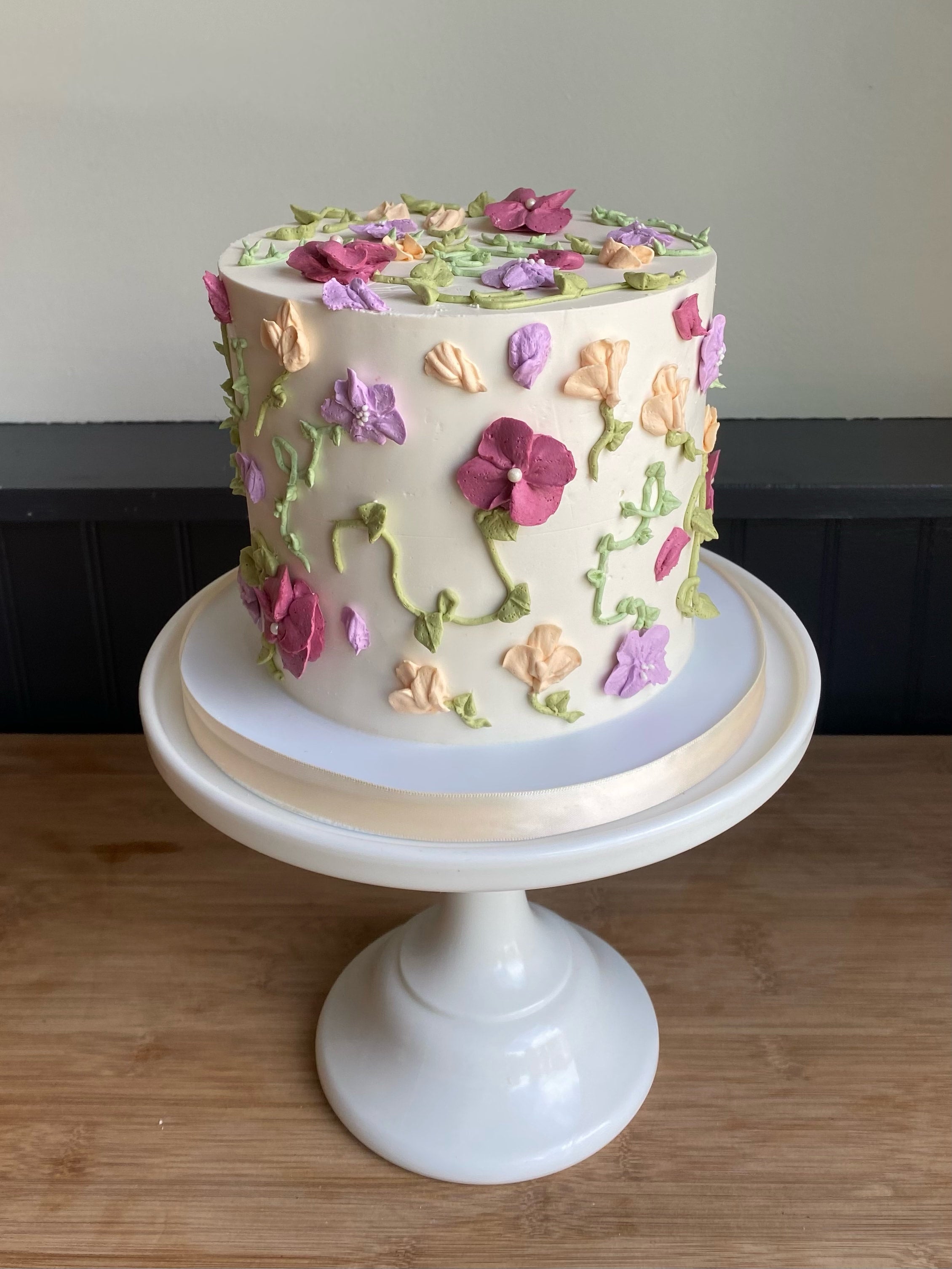 Vines and Petals Cake | The SweetSide